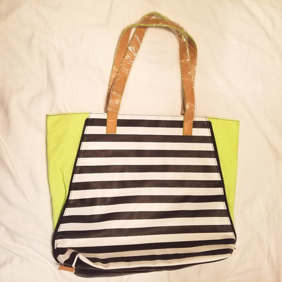 DSW | Bags | Dsw Convertible Large Tote Nwot | Poshmark